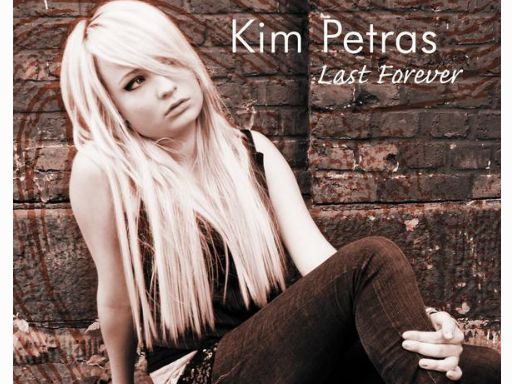 Kim Petras: la Miss Universo del Futuro? Transexual y bella. Conócela ...