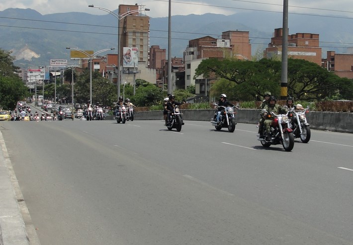 Tercer desfile de Harlistas 'Héroes de la Patria' en la ciudad de ...