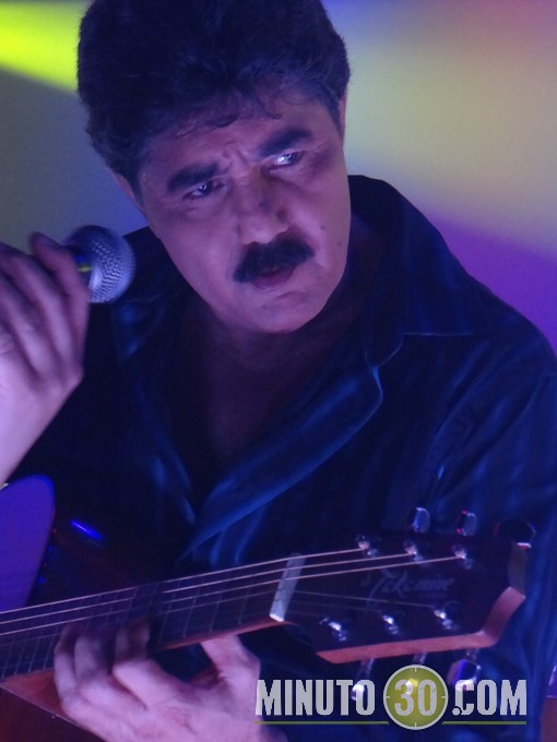 'Papo' Sánchez grabó su primer DVD como solista: En Medellín. Fotos y ...