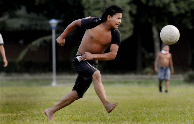 Indígenas colombianos ponen en marcha su propio campeonato de fútbol ...
