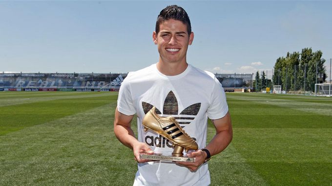 James Rodríguez recibió la Bota de Oro del Mundial - Minuto30