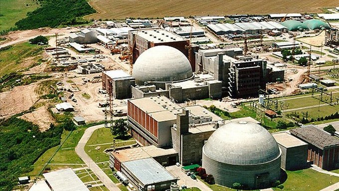 China invertirá 2.000 millones de dólares en planta nuclear argentina ...