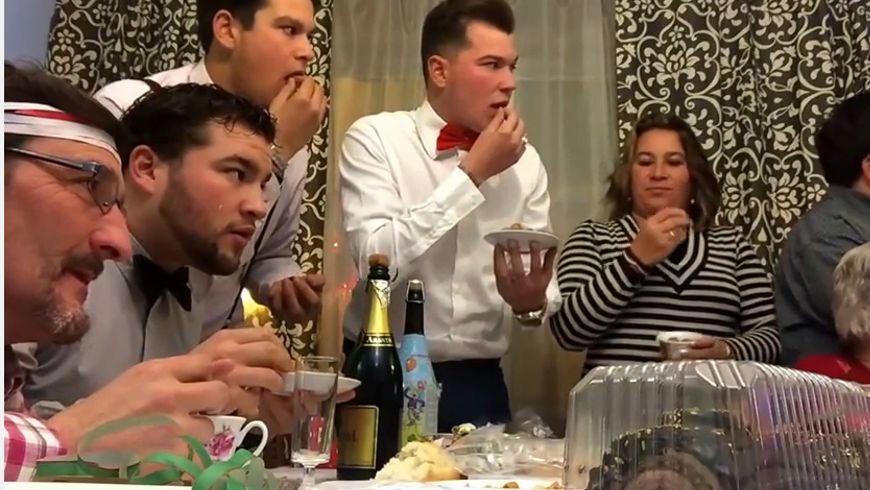 EN VIDEO: Canal español interrumpió las doce campanadas del año nuevo ...