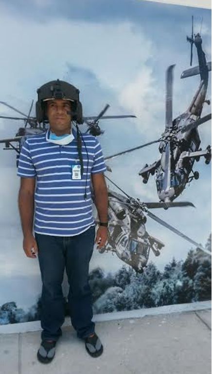 José Luis Comas Llinás cumplió su sueño de ser "Piloto por un día", con ...