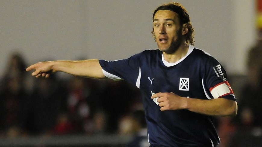 Gabriel Milito, nuevo entrenador del Estudiantes, compañero de grupo de ...