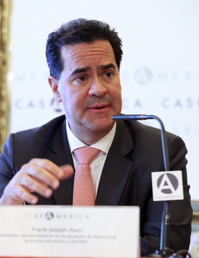 "No hay que pensar en próxima elección, sino en la próxima generación ...