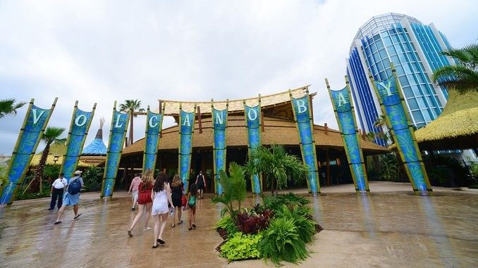 Universal inaugura Volcano Bay, su primer parque acuático en Orlando ...