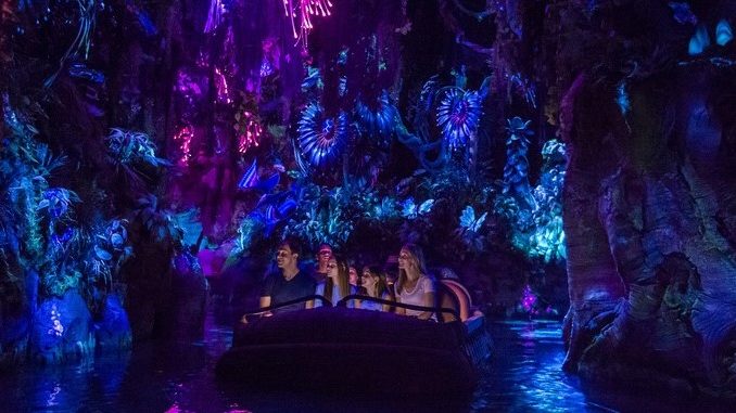 Pandora, el parque que recrea el mundo de Avatar, abre sus puertas ...