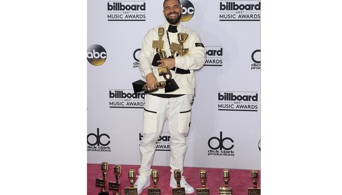 Drake conquista unos Billboard con protagonismo especial para Juan ...