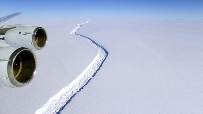 Se Desprende De La Antártida Uno De Los Mayores Icebergs Del Mundo