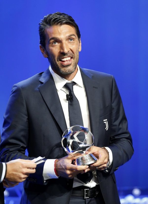 Buffon se lleva premio a mejor portero por delante de Neuer y Oblack ...