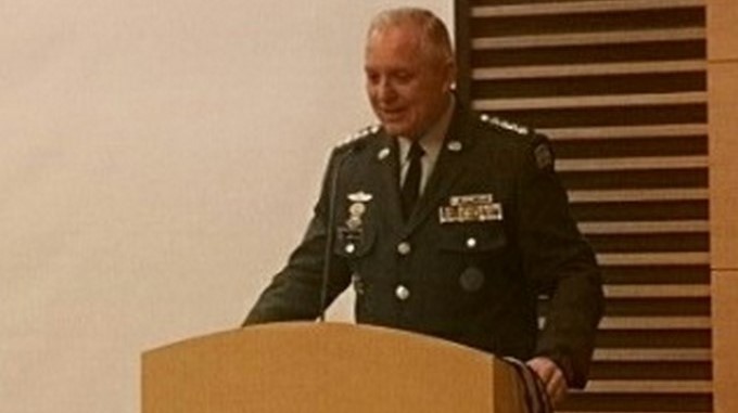 El general Alberto Mejía, se desempeñaría como el nuevo comandante de ...