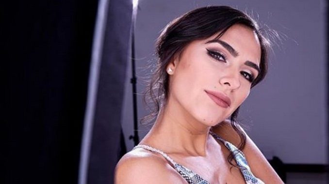 FOTOS: Expresentadora de Bichos reaparece 'chicaneando' su figura ...