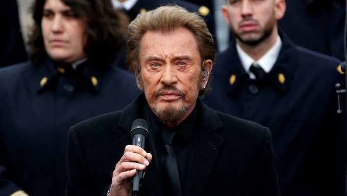 Los dos hijos mayores de Hallyday, desheredados, impugnan su testamento ...