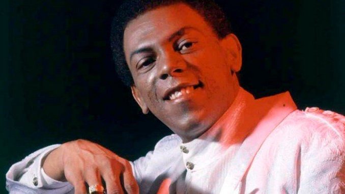 Video: Joe Arroyo continúa conquistando al planeta, ahora puso a bailar ...