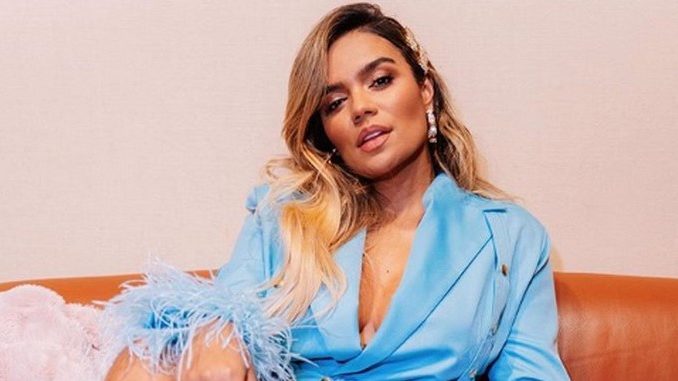 ¡SEXI! Karol G roba suspiros con su última foto de Instagram - Minuto30