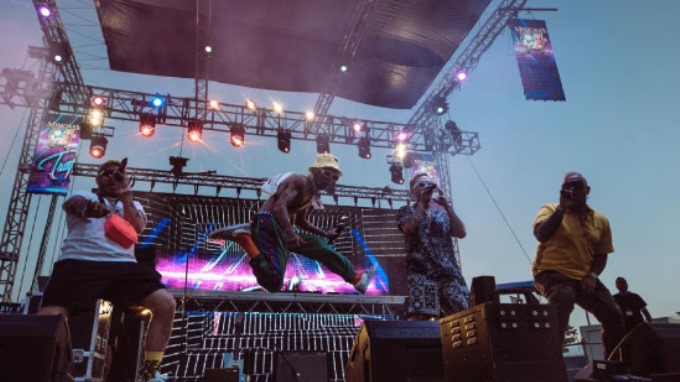 Trapical Minds a la conquista de un "muy caluroso" verano español ...