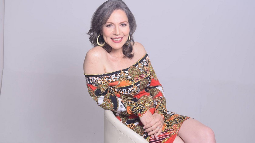 FOTOS: Con una pose seductora, ‘Gabriela’ de ‘Padres e hijos’ posó en bikini - Minuto30