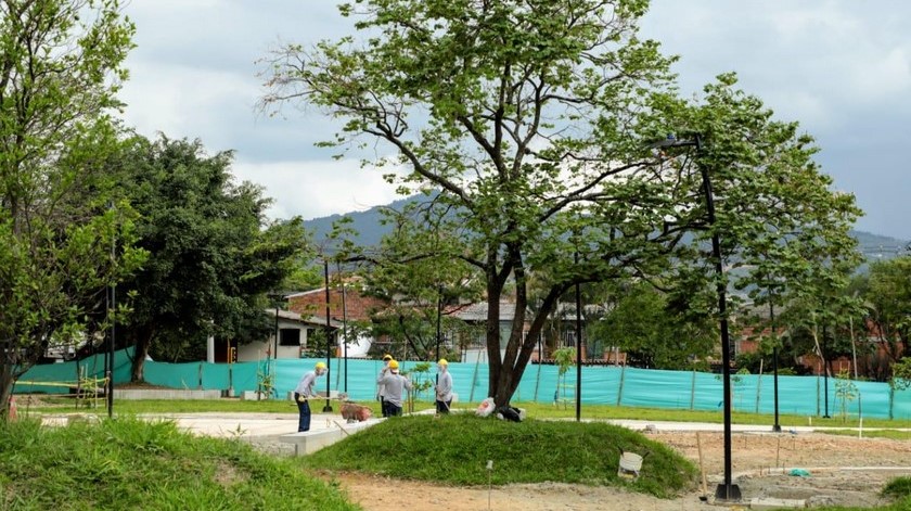 El Parque Urbano El Dorado, primera obra pública en reiniciar labores ...