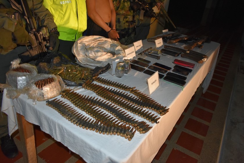 FOTOS Y VIDEO: Ejército abatió en Tarazá a alias 'El Negro' y capturó a ...