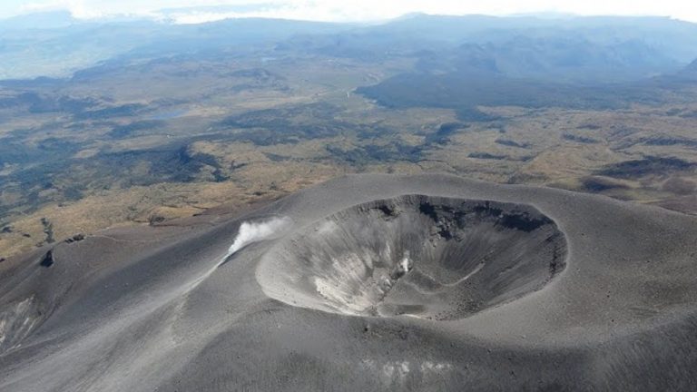 El volcán Puracé tiene en alerta a las autoridades
