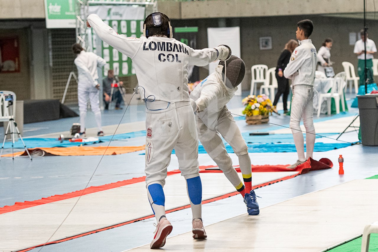 GALERIA DE FOTOS: Más de 300 jovenes hicieron de Medellín la capital de ...