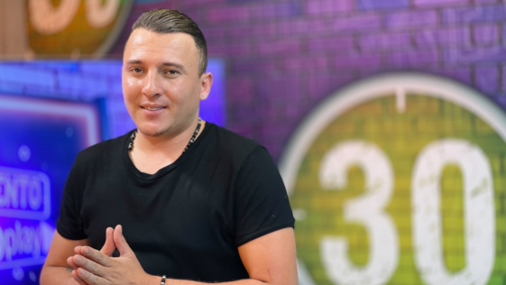 VIDEO: Raúl Roldán, cantante de música popular