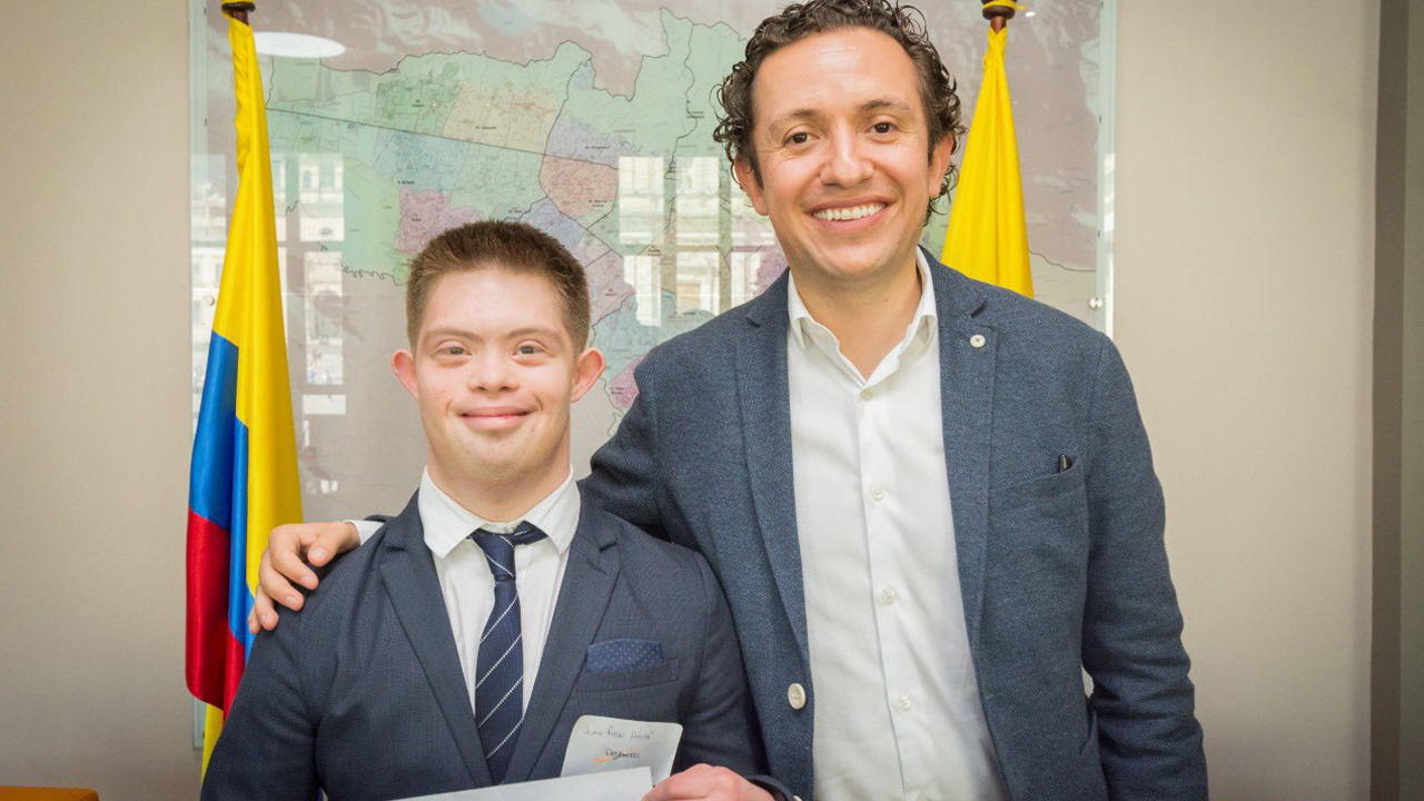 Joven con síndrome de Down trabajará en Gobierno de Bogotá