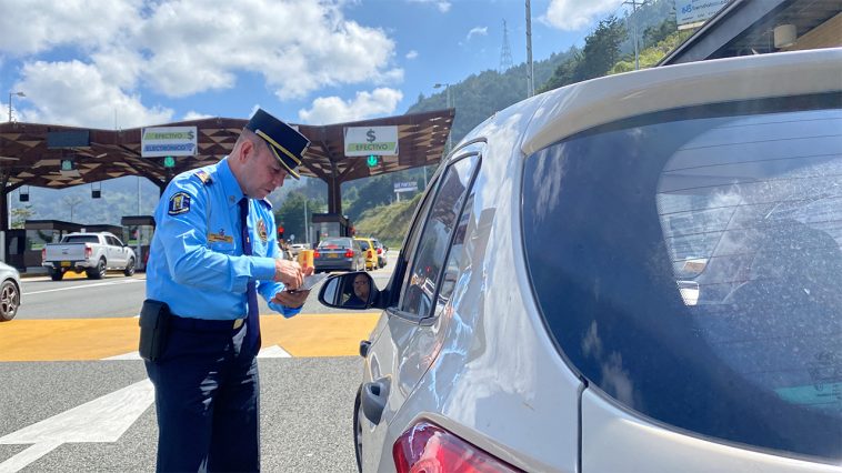 Recomendaciones para viajar por carretera en Navidad y año nuevo