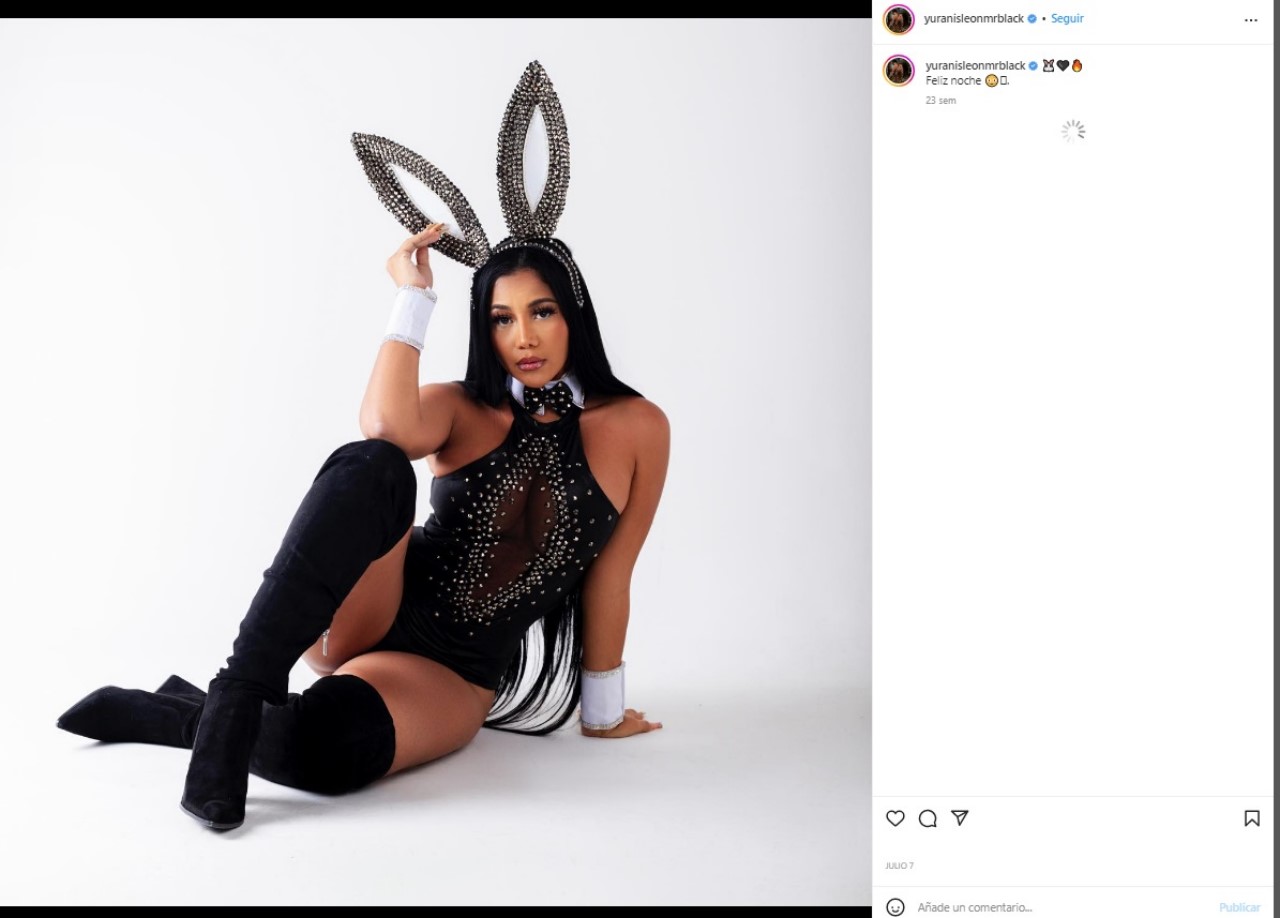 [VIDEO] Te estás descarando, le dicen a Yuranis León, esposa de Mr Black, por salir 'casi desnuda'