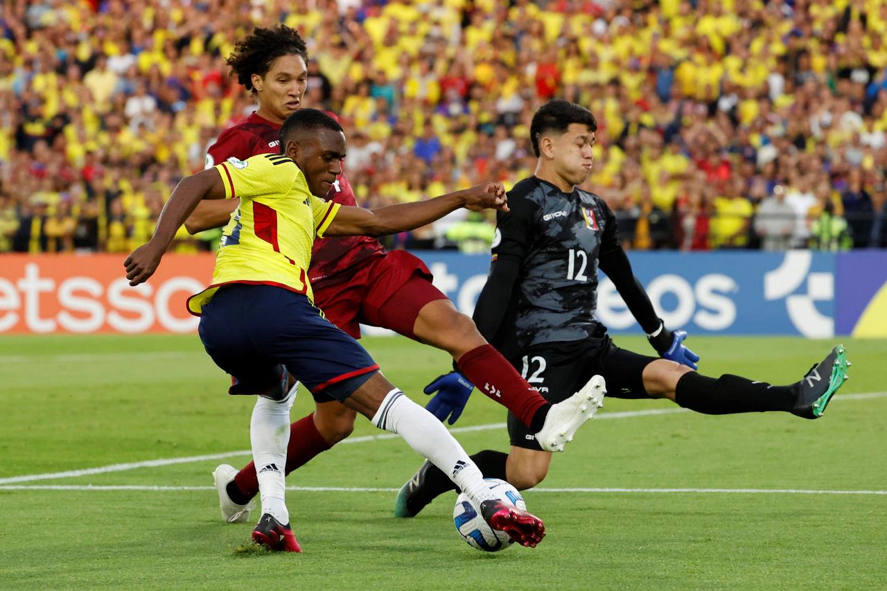 FOTOS: Colombia termina con la ilusión de Venezuela, que se queda sin ...