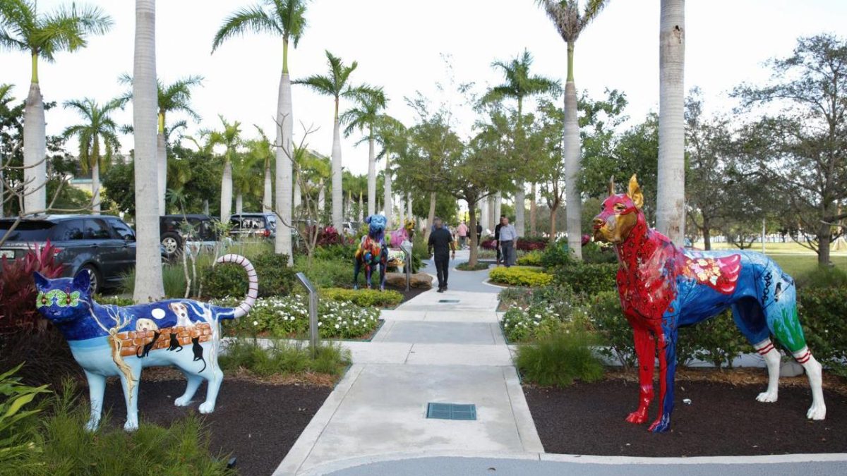 FOTOS: Inauguran en Miami un paseo con 52 esculturas de perros y gatos ...