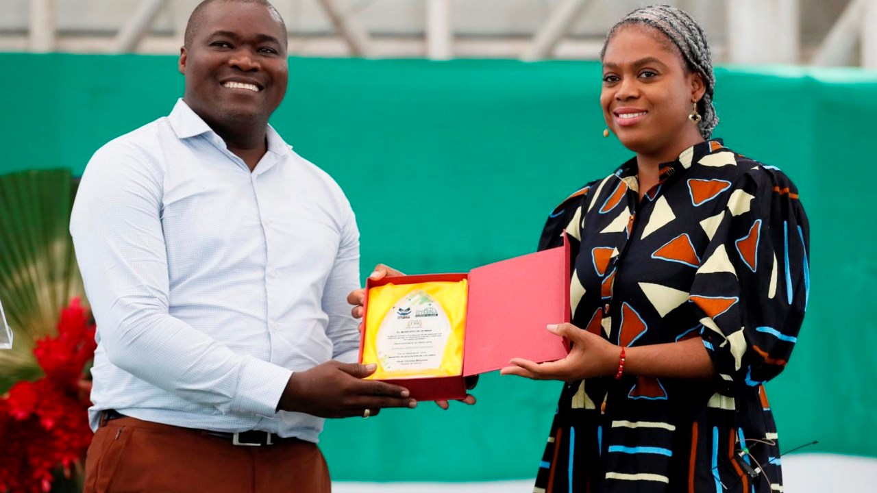 Colombia y España coordinan un convenio que facilite el acceso a la ...