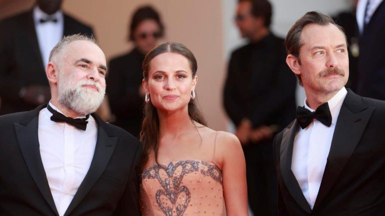 Alicia Vikander, Jude Law y Fassbender ponen el glamour en la alfombra ...