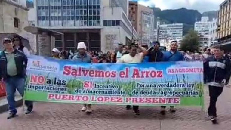 Gobierno y arroceros logran acuerdo tras 11 días de paro