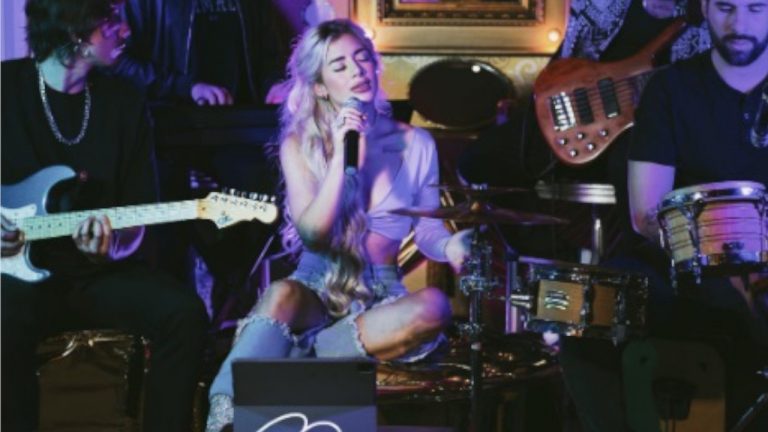 VIDEO. Rafaella Chávez, hija de Marbelle, deslumbró con su vozarrón