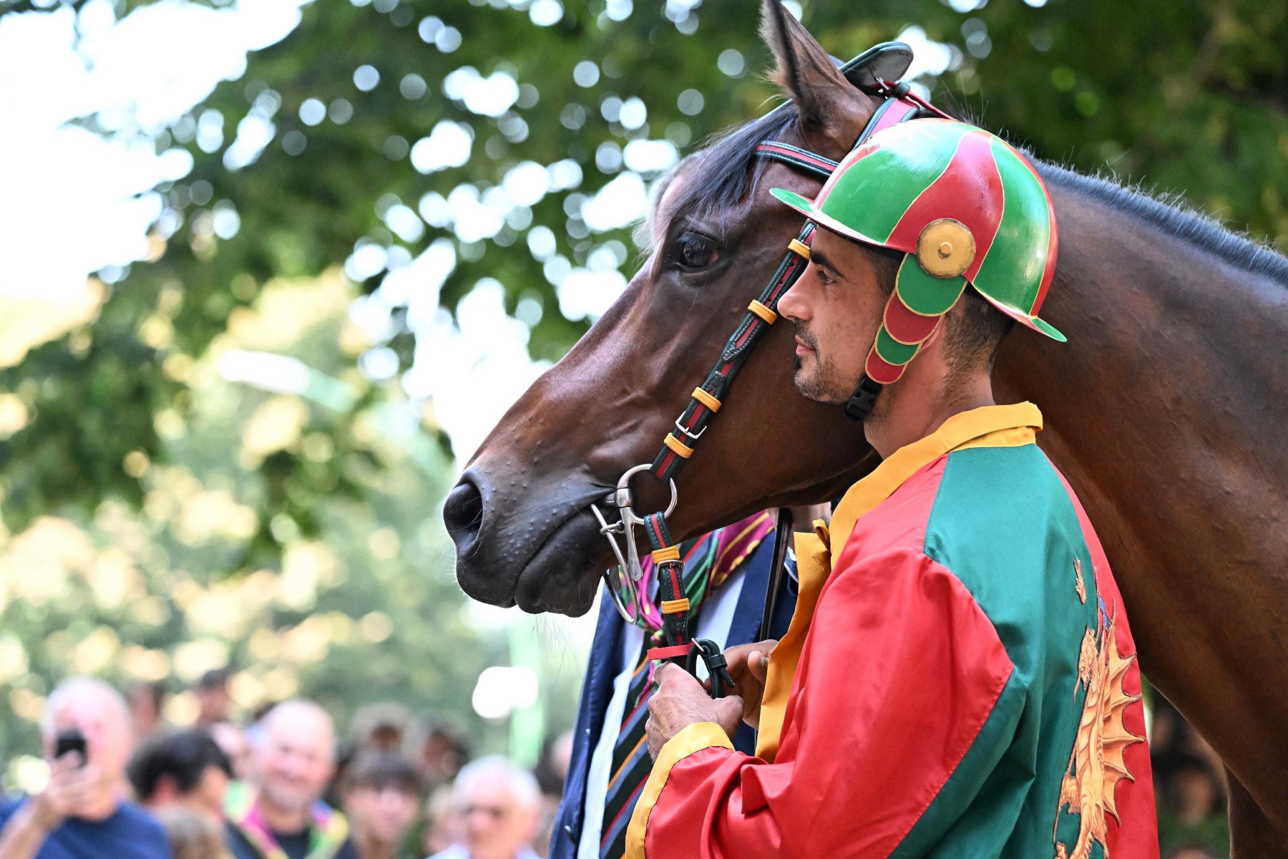 La antigua carrera hípica del Palio de Siena no quiere ser una mera ...