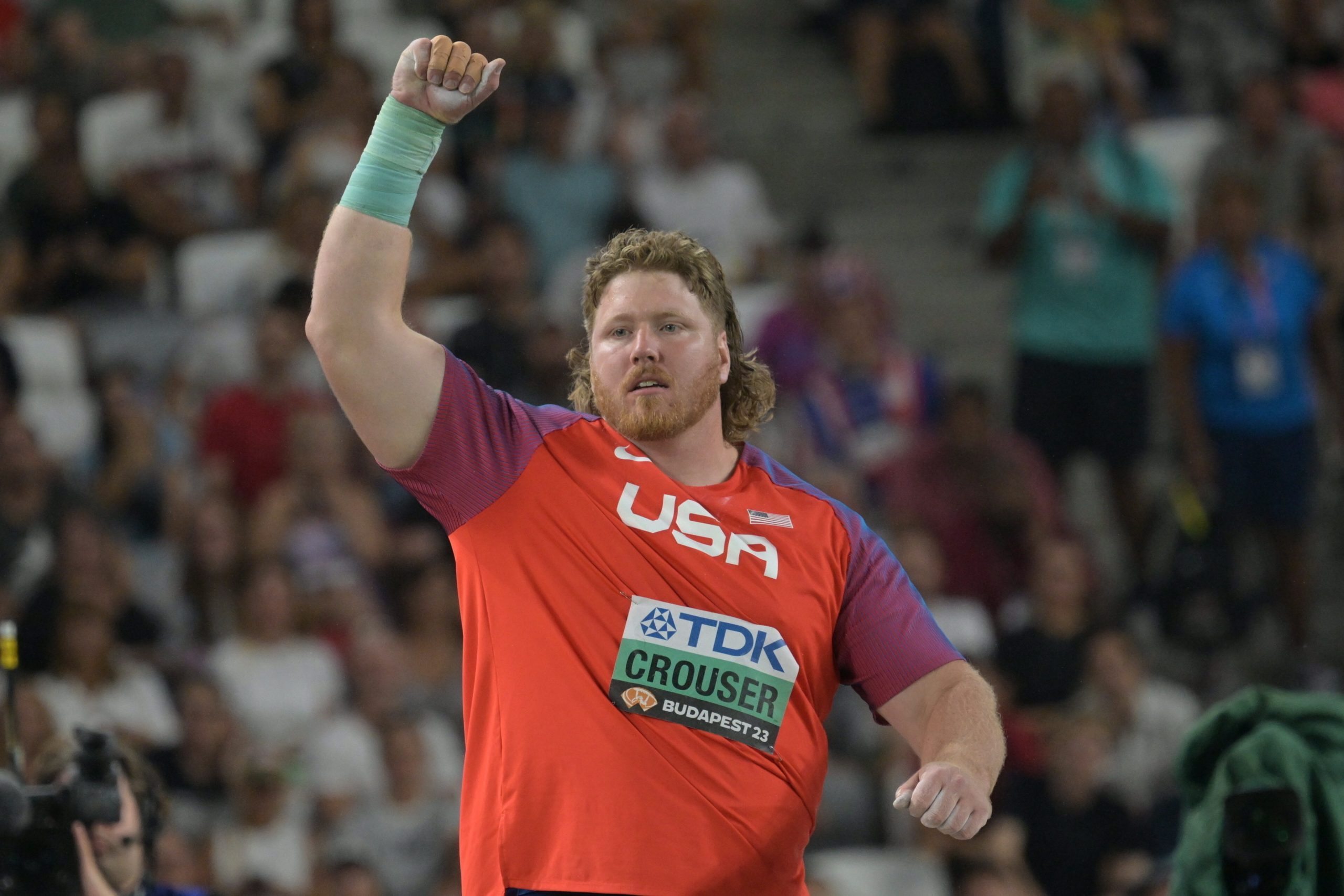 Ryan Crouser se cuelga el oro en peso con récord de los Mundiales ...