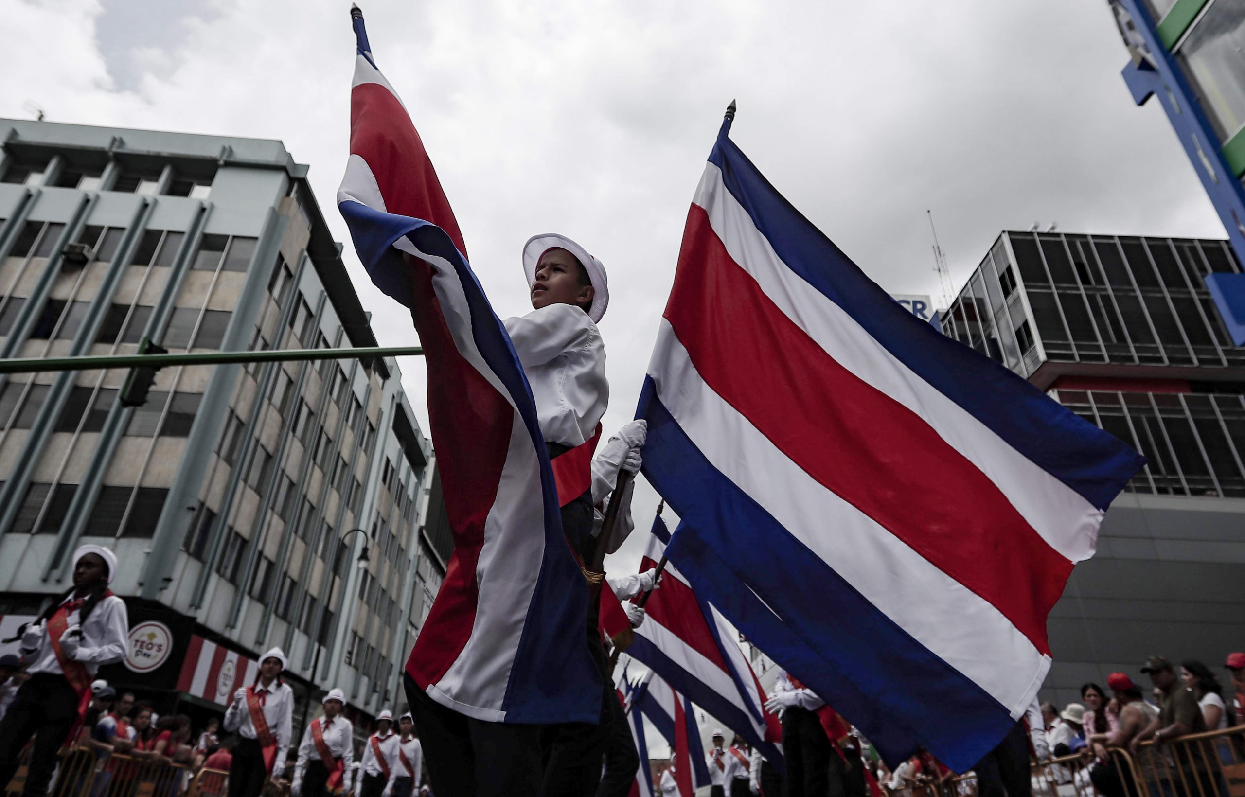 Costa Rica celebra su independencia con un llamado a la educación como ...