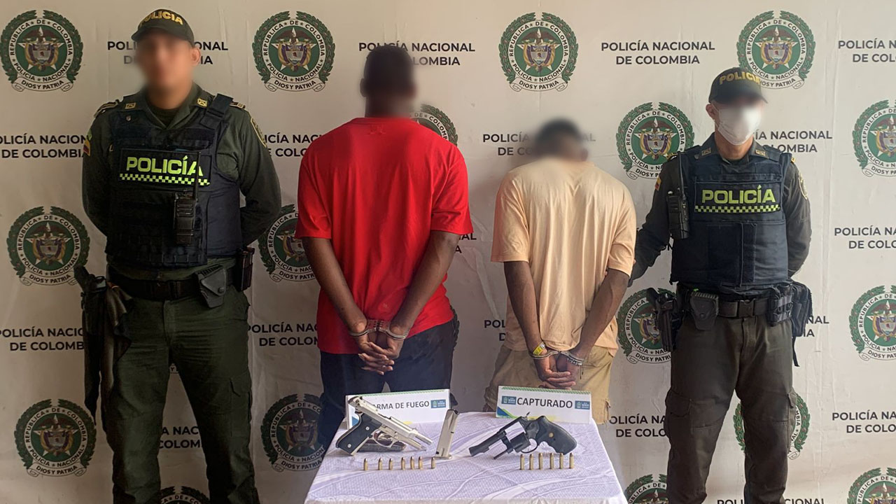 Con armas de fuegos cogieron a dos 'pelaos' en el Chocó | Minuto30