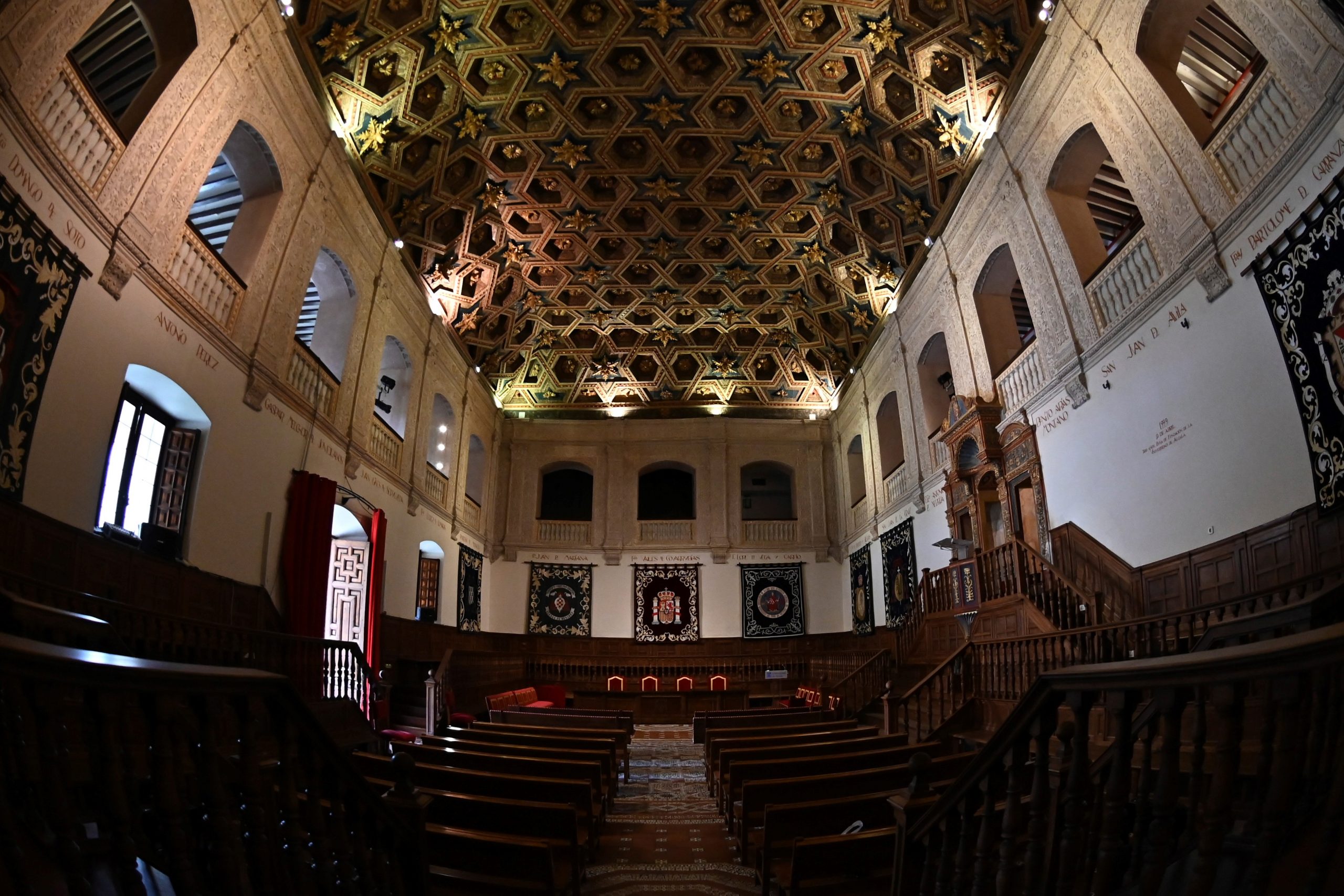 El Premio Cervantes 2023, el máximo galardón de las letras en español ...