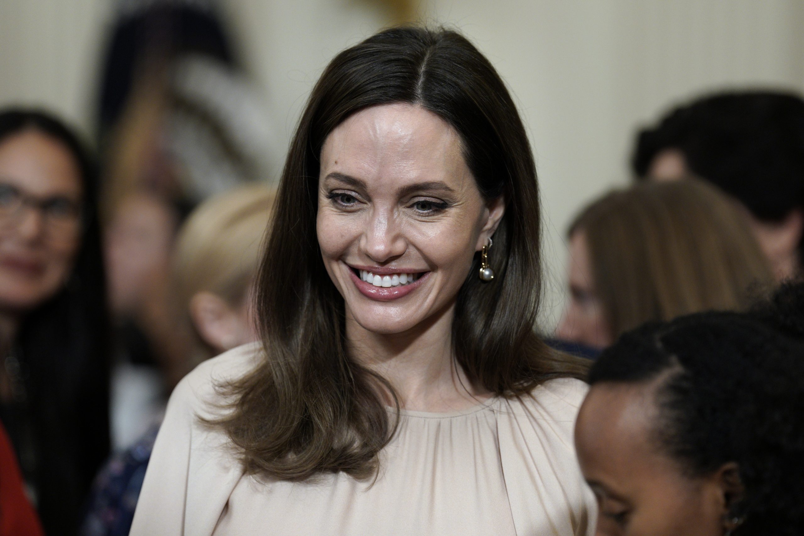 Angelina Jolie denuncia que Gaza es una fosa común y los líderes ...