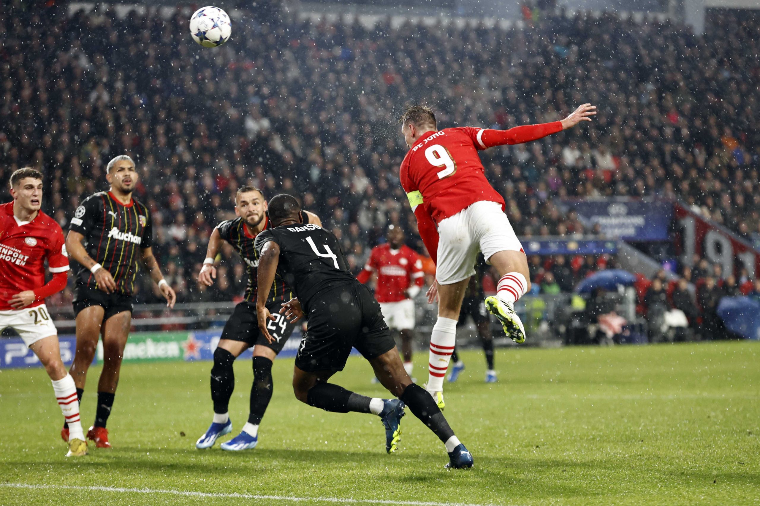 1-0. El PSV renace en la Champions | Minuto30