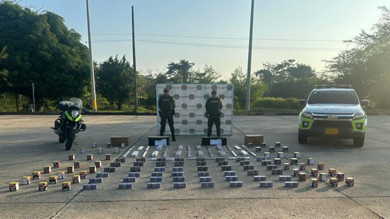 VIDEO: La Policía incautó 74 kilos de pólvora que iban camufladas en ...