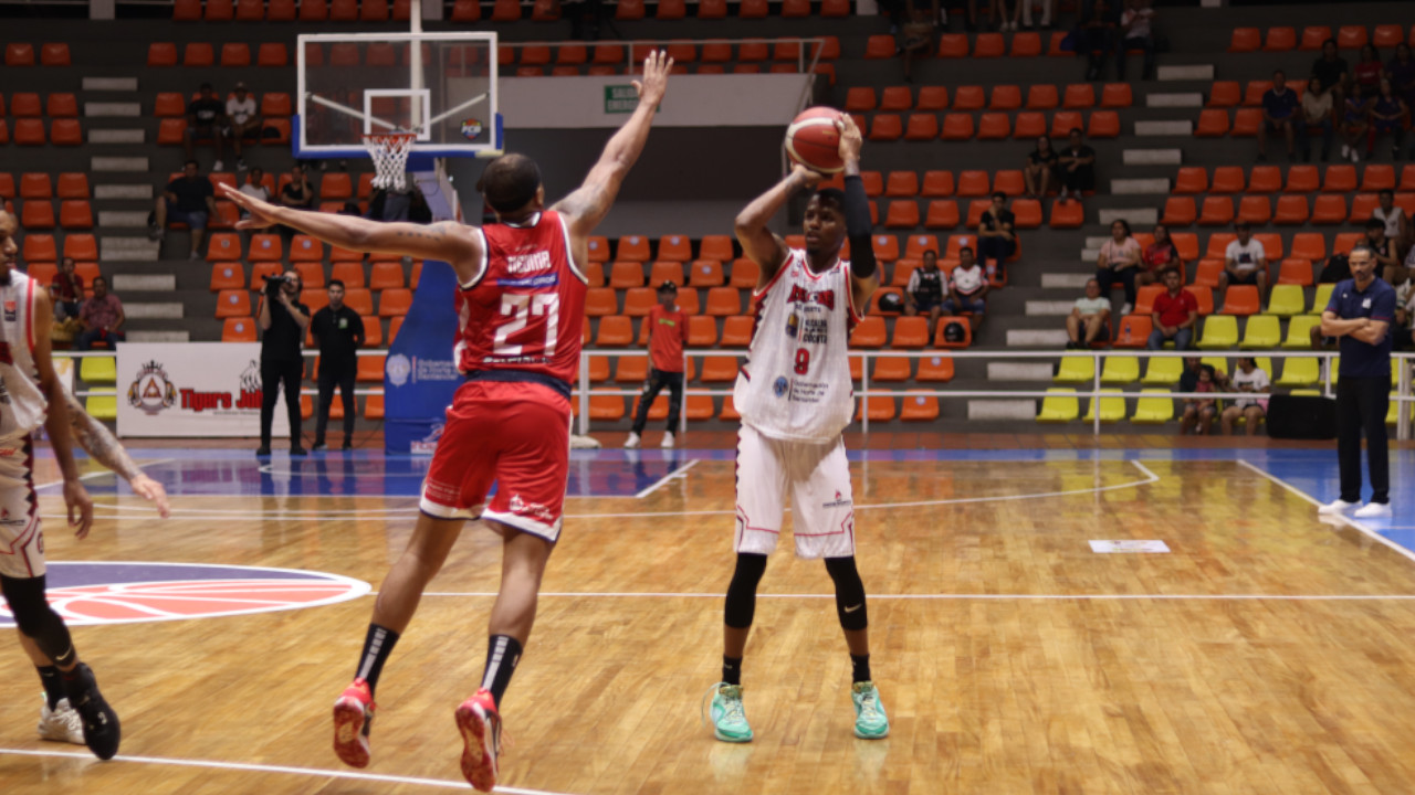 ¡Triunfo histórico! Motilones derrotó a Titanes por primera vez en la ...