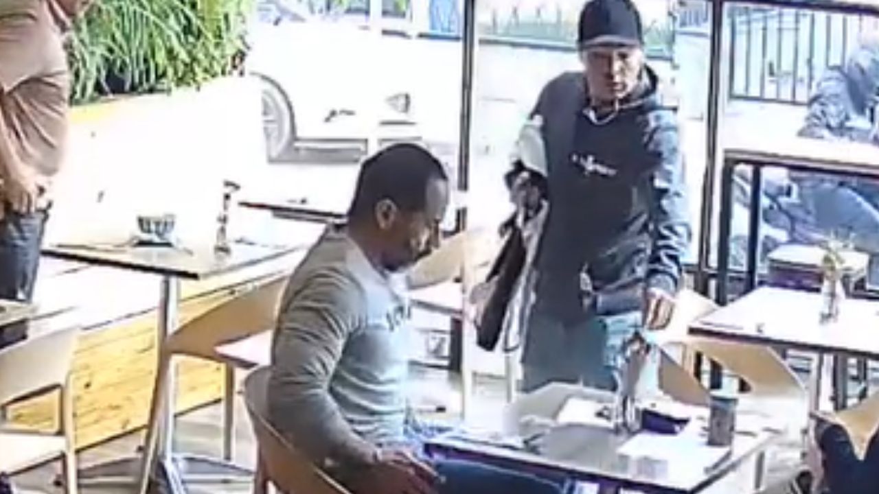 Robo a mano armada en cafetería de Usaquén: Ladrón huye con ...