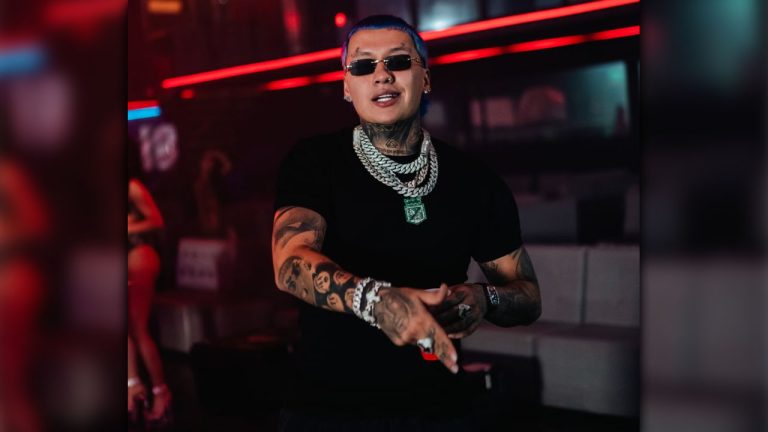 El 'bendito' Blessd la rompió y presentó su nuevo álbum "Trinidad ...